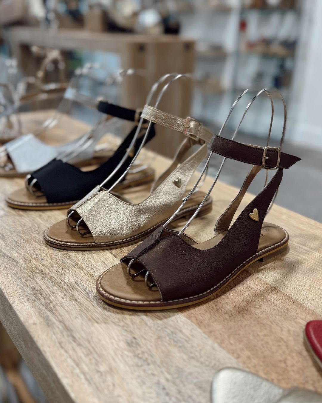 Jess Flat Sandals - Genuine Leather